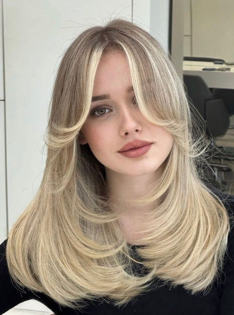 12 Slimming Layered Haircuts for Round Faces that Really Work
