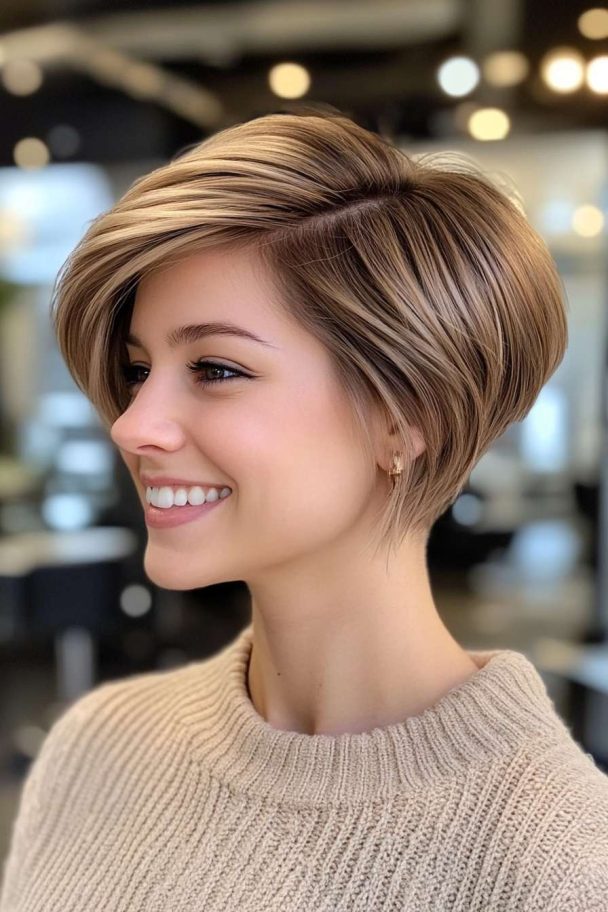 13 Short Asymmetrical Haircuts That Are Universally Flattering