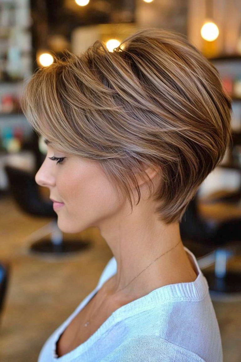 12 Gorgeous Wedge Haircuts Are Totally Hot Right Now
