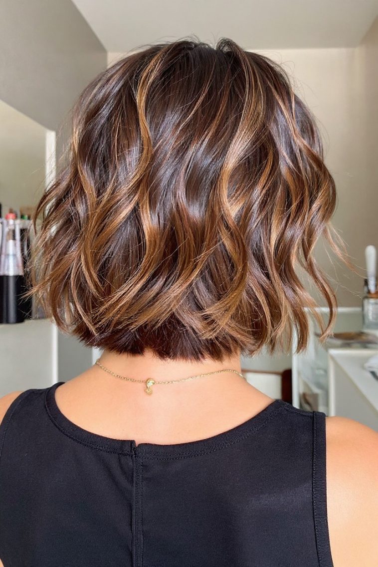 14 Best Short Hair with Highlights Ideas You’ll Love for Any Age